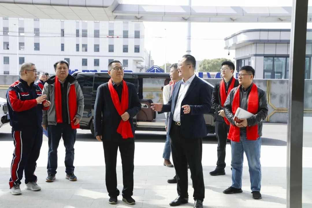 A warm welcome to the leaders from the Agricultural Pesticide Institute ...